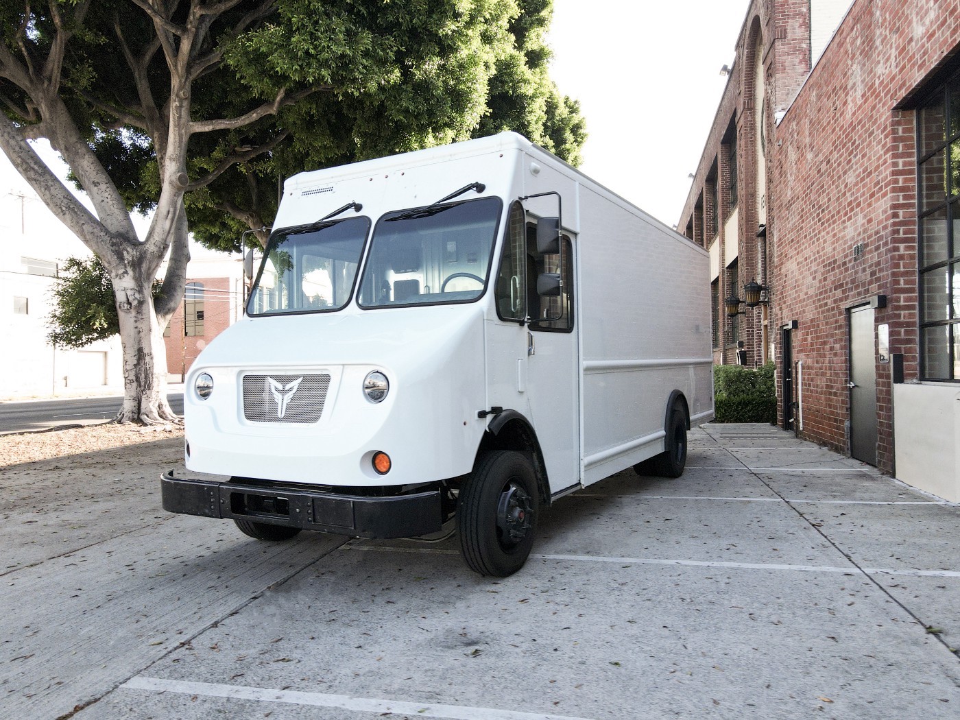 Electric Delivery Van Maker Xos to Go Public | The Motley Fool