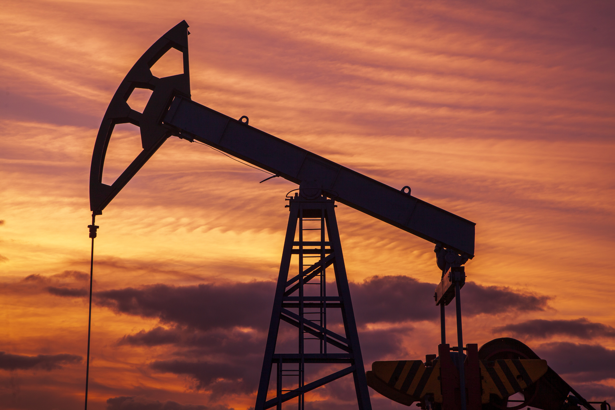 Why Oil Stocks ExxonMobil, Phillips 66, and Marathon Oil Were Higher ...