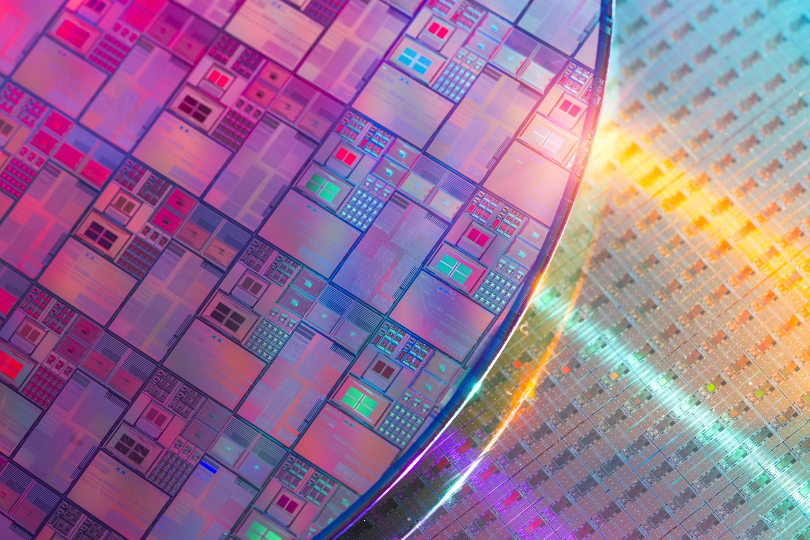 Intel's Foundry Business Takes Another Step Forward | The Motley Fool