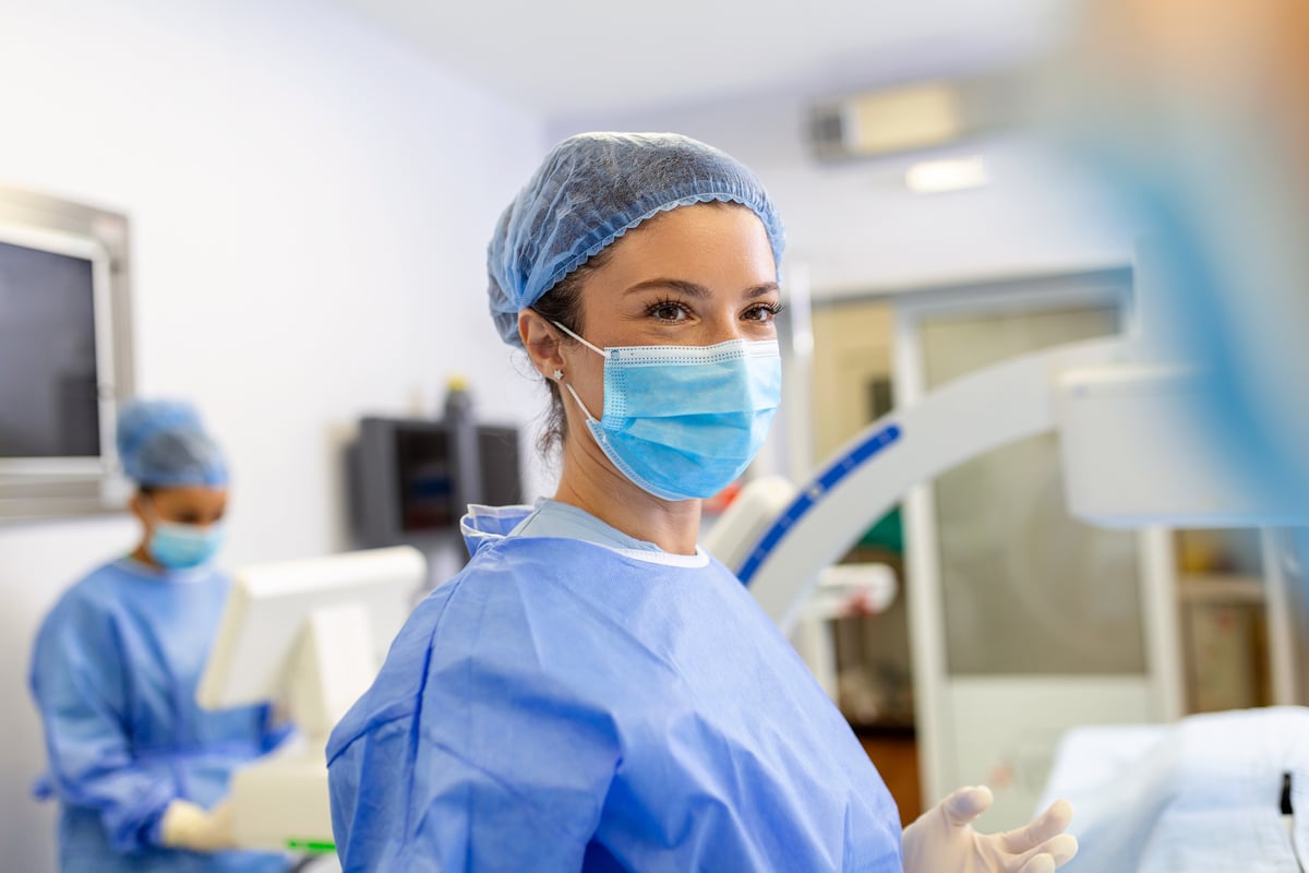 Intuitive Surgical Stock: Buy, Sell, or Hold? | The Motley Fool