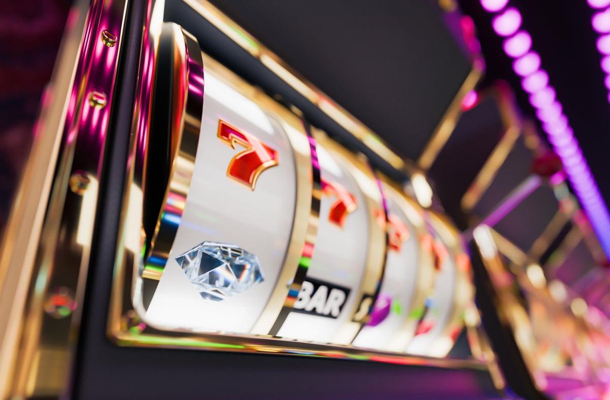 Why Caesars Entertainment Stock Is Sinking This Week | The Motley Fool